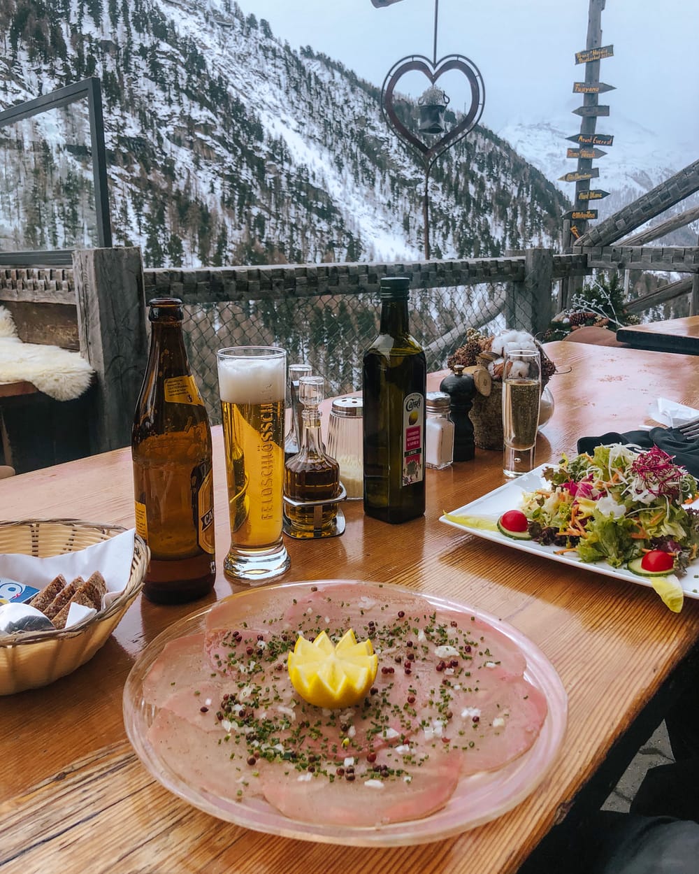 7 Superb Mountain Restaurants in Zermatt for Food & Views