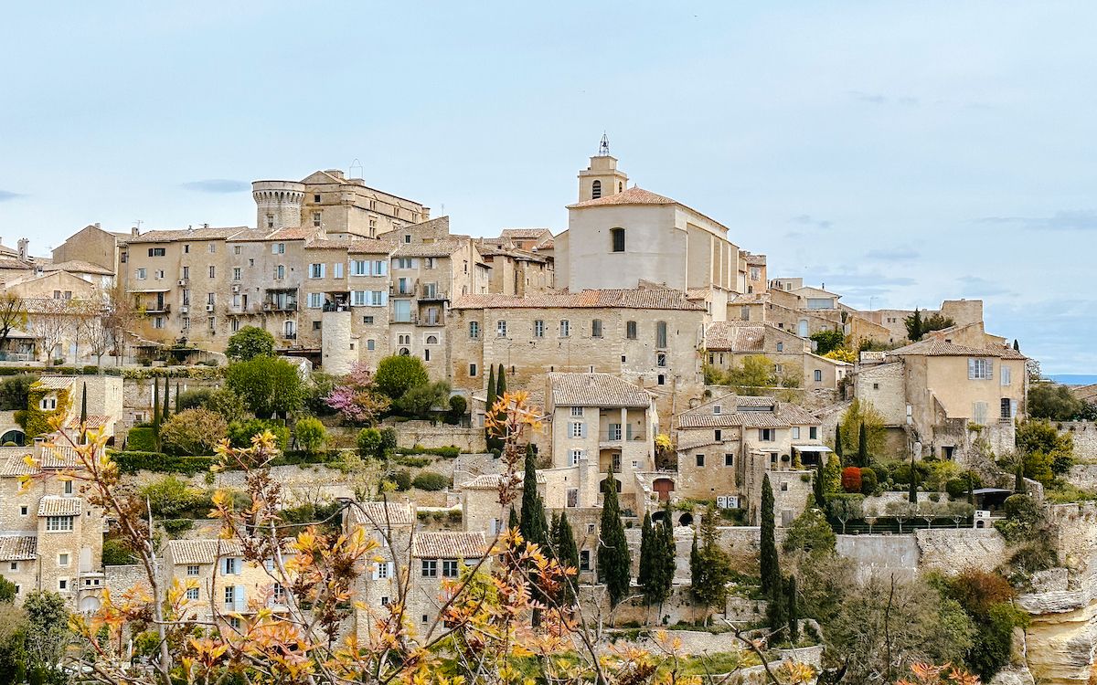 7 Best Luberon Villages to Visit for Charming Road Trip