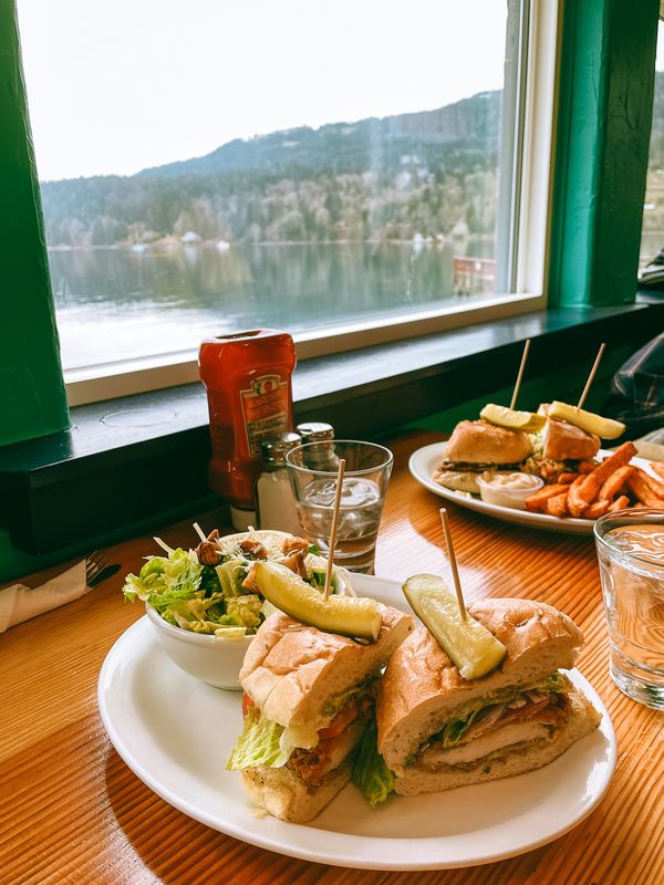23 Best Restaurants on Salt Spring Island