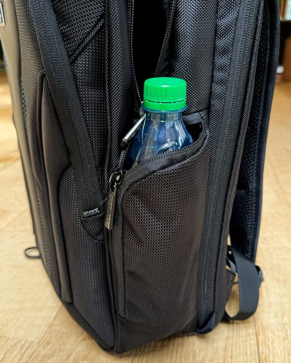 LEVEL8 Luggage Review: Standout Features & Considerations