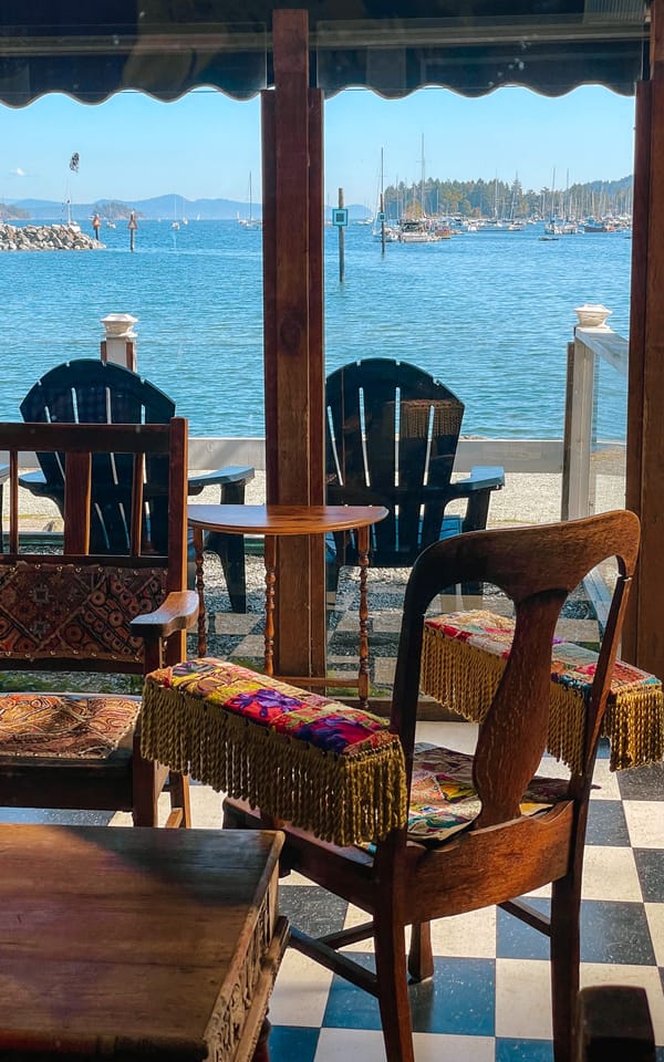 25 Unique Restaurants on Salt Spring Island (Local's Guide)